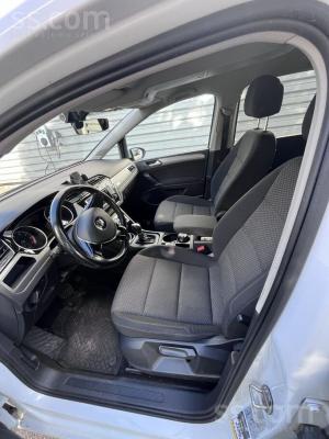 Balts Volkswagen Touran 2017 Rīga, ar dzinēja tilpumu 1.40 L un nobraukumu 250 tūkst. km par 7800 €, foto 9 vietnē AUTOMOTO.COM.LV