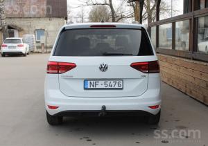 Balts Volkswagen Touran 2017 Rīga, ar dzinēja tilpumu 1.60 L un nobraukumu 0 tūkst. km par 9450 €, foto 10 vietnē AUTOMOTO.COM.LV