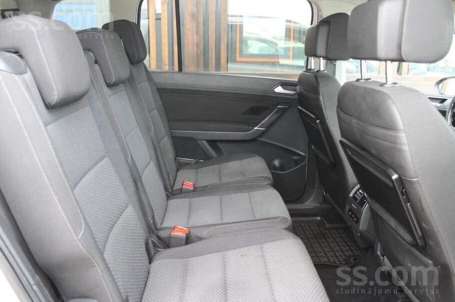 Balts Volkswagen Touran 2017 Rīga, ar dzinēja tilpumu 1.60 L un nobraukumu 0 tūkst. km par 9450 €, foto 12 vietnē AUTOMOTO.COM.LV