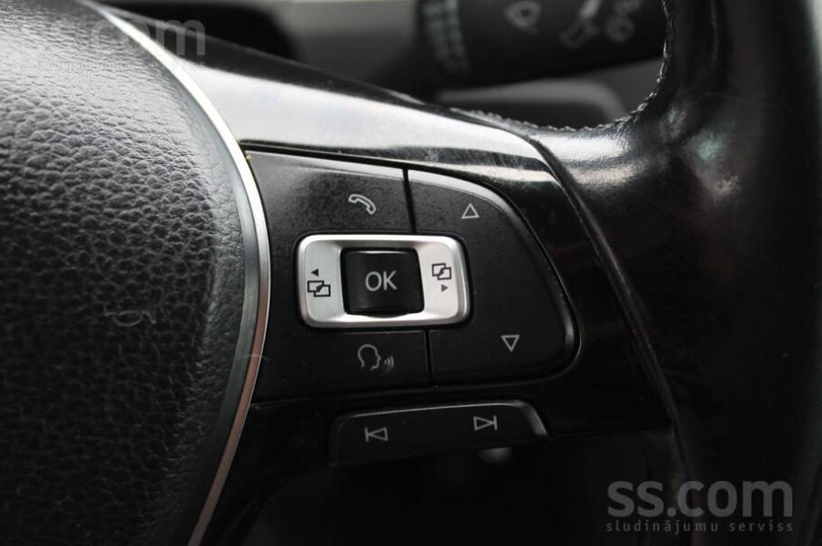 Balts Volkswagen Touran 2017 Rīga, ar dzinēja tilpumu 1.60 L un nobraukumu 0 tūkst. km par 9450 €, foto 19 vietnē AUTOMOTO.COM.LV
