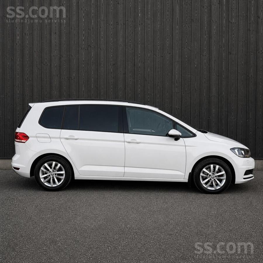 Balts Volkswagen Touran 2017 Rīga, ar dzinēja tilpumu 1.60 L un nobraukumu 281 tūkst. km par 8900 €, foto 6 vietnē AUTOMOTO.COM.LV