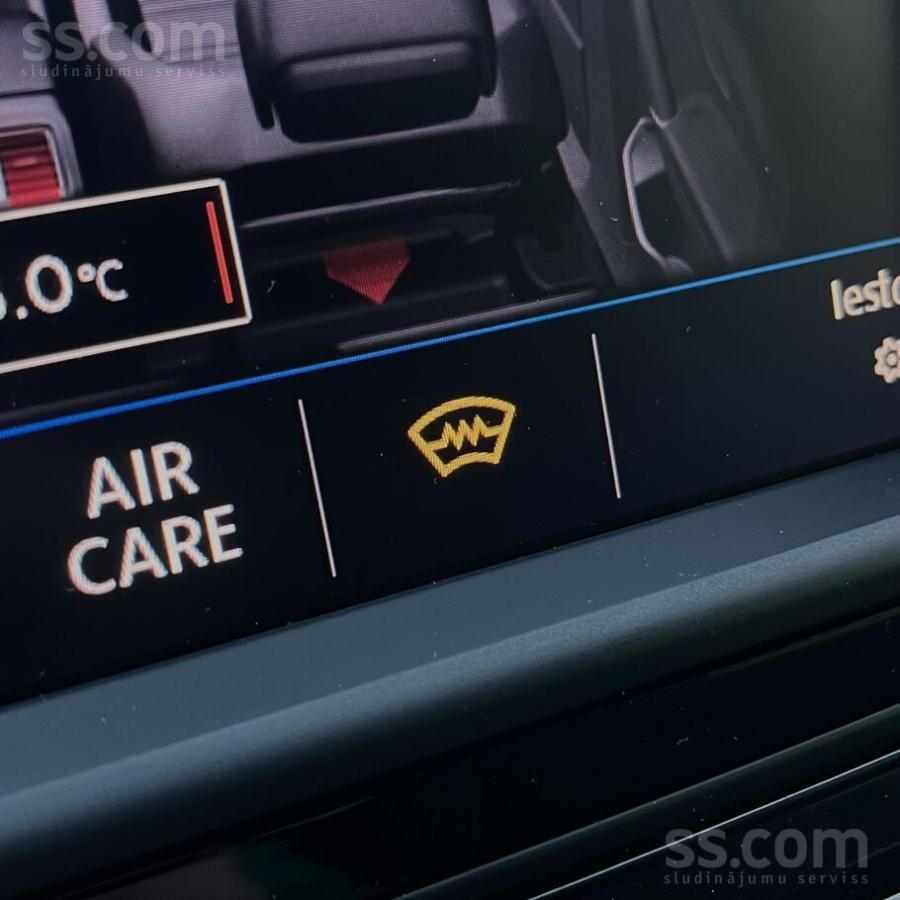 Balts Volkswagen Touran 2017 Rīga, ar dzinēja tilpumu 1.60 L un nobraukumu 281 tūkst. km par 8900 €, foto 18 vietnē AUTOMOTO.COM.LV