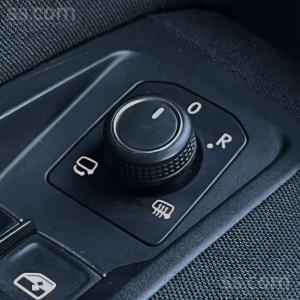 Balts Volkswagen Touran 2017 Rīga, ar dzinēja tilpumu 1.60 L un nobraukumu 281 tūkst. km par 8900 €, foto 25 vietnē AUTOMOTO.COM.LV