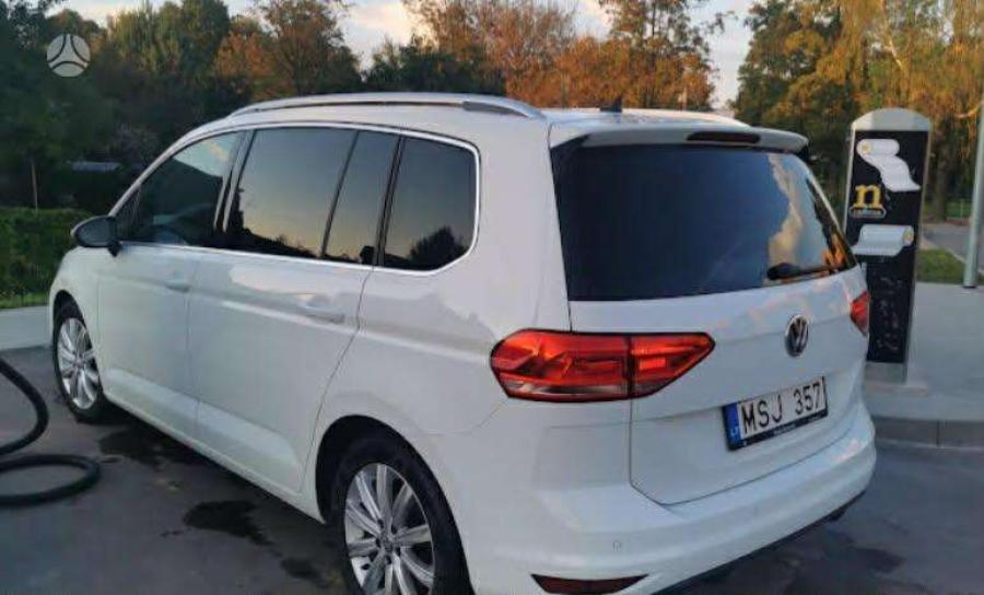 Balts Volkswagen Touran 2017 Kauņa, ar dzinēja tilpumu 2.00 L un nobraukumu 349 tūkst. km par 8300 €, foto 8 vietnē AUTOMOTO.COM.LV