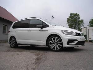White Volkswagen Touran 2017 in Sigulda, with an engine capacity of 2.00 L and mileage of 0 thousand km for 15250 €, photo 3 on AUTOMOTO.COM.LV