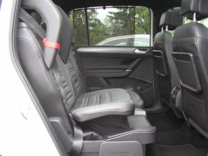 White Volkswagen Touran 2017 in Sigulda, with an engine capacity of 2.00 L and mileage of 0 thousand km for 15250 €, photo 25 on AUTOMOTO.COM.LV
