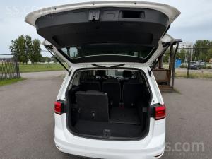 Balts Volkswagen Touran 2017 Rīga, ar dzinēja tilpumu 1.60 L un nobraukumu 286 tūkst. km par 9490 €, foto 15 vietnē AUTOMOTO.COM.LV