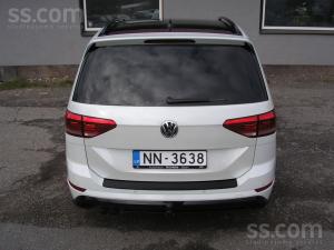 Balts Volkswagen Touran 2017 Rīga, ar dzinēja tilpumu 2.00 L un nobraukumu 166 tūkst. km par 16350 €, foto 7 vietnē AUTOMOTO.COM.LV