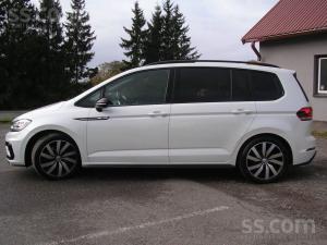 Balts Volkswagen Touran 2017 Rīga, ar dzinēja tilpumu 2.00 L un nobraukumu 166 tūkst. km par 16350 €, foto 9 vietnē AUTOMOTO.COM.LV