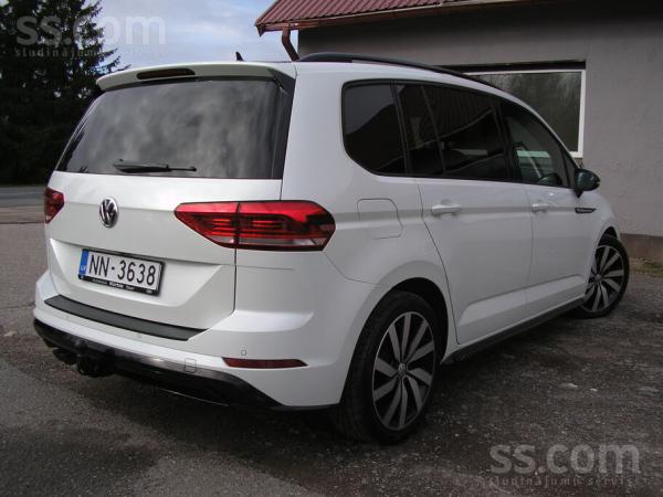 Balts Volkswagen Touran 2017 Rīga, ar dzinēja tilpumu 2.00 L un nobraukumu 166 tūkst. km par 16350 €, foto 10 vietnē AUTOMOTO.COM.LV