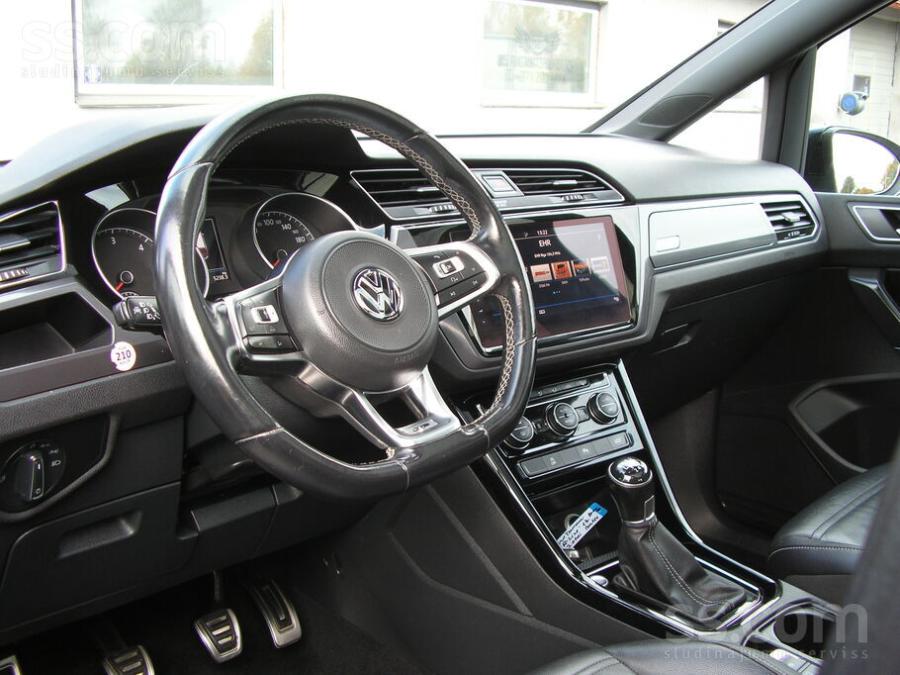 Balts Volkswagen Touran 2017 Rīga, ar dzinēja tilpumu 2.00 L un nobraukumu 166 tūkst. km par 16350 €, foto 19 vietnē AUTOMOTO.COM.LV