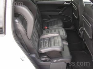 Balts Volkswagen Touran 2017 Rīga, ar dzinēja tilpumu 2.00 L un nobraukumu 166 tūkst. km par 16350 €, foto 26 vietnē AUTOMOTO.COM.LV