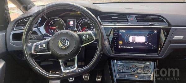 Balts Volkswagen Touran 2017 Cēsis, ar dzinēja tilpumu 2.00 L un nobraukumu 168 tūkst. km par 15350 €, foto 10 vietnē AUTOMOTO.COM.LV