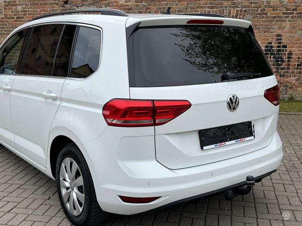 Balts Volkswagen Touran 2017 Kėdainiai, ar dzinēja tilpumu 1.60 L un nobraukumu 306 tūkst. km par 8250 €, foto 10 vietnē AUTOMOTO.COM.LV