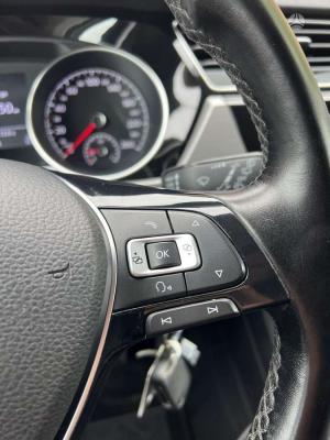 White Volkswagen Touran 2017 in Kedainiai, with an engine capacity of 1.60 L and mileage of 306 thousand km for 8250 €, photo 30 on AUTOMOTO.COM.LV