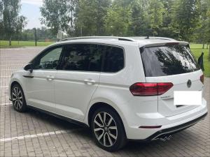 White Volkswagen Touran 2017 in Panevezys, with an engine capacity of 2.00 L and mileage of 284 thousand km for 12000 €, photo 7 on AUTOMOTO.COM.LV