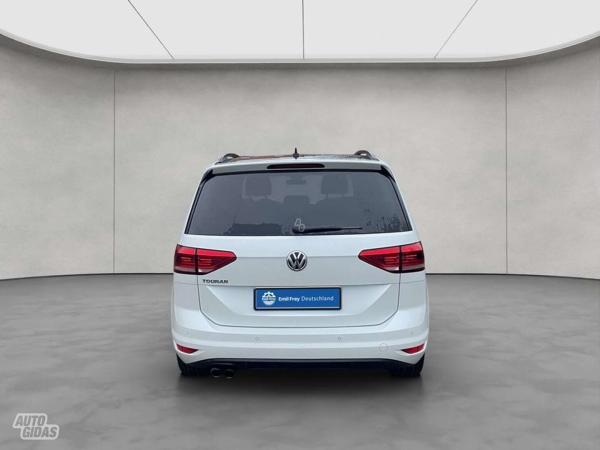 Balts Volkswagen Touran 2018 Kauņa, ar dzinēja tilpumu 1.80 L un nobraukumu 37 tūkst. km par 28559 €, foto 4 vietnē AUTOMOTO.COM.LV