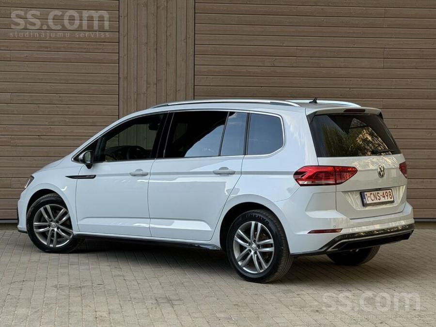 Balts Volkswagen Touran 2018 Jelgava, ar dzinēja tilpumu 1.60 L un nobraukumu 251 tūkst. km par 14990 €, foto 12 vietnē AUTOMOTO.COM.LV