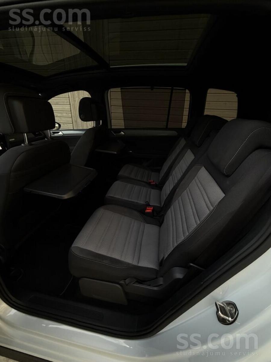 Balts Volkswagen Touran 2018 Jelgava, ar dzinēja tilpumu 1.60 L un nobraukumu 251 tūkst. km par 14990 €, foto 19 vietnē AUTOMOTO.COM.LV