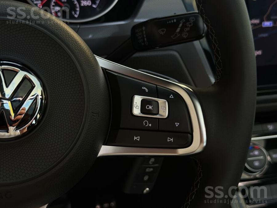 Balts Volkswagen Touran 2018 Jelgava, ar dzinēja tilpumu 1.60 L un nobraukumu 251 tūkst. km par 14990 €, foto 26 vietnē AUTOMOTO.COM.LV