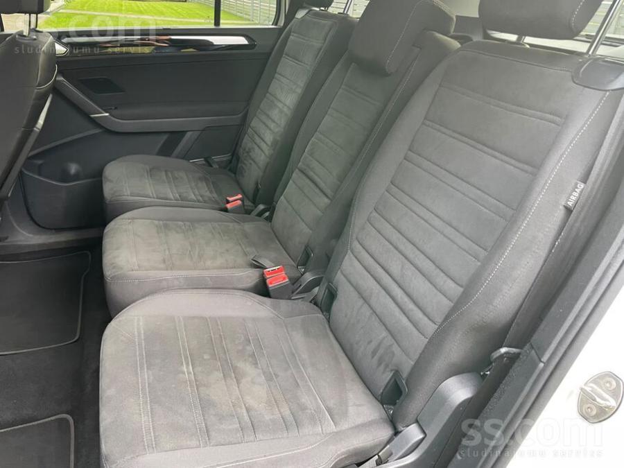 Balts Volkswagen Touran 2018 Rīga, ar dzinēja tilpumu 1.40 L un nobraukumu 151 tūkst. km par 15700 €, foto 12 vietnē AUTOMOTO.COM.LV