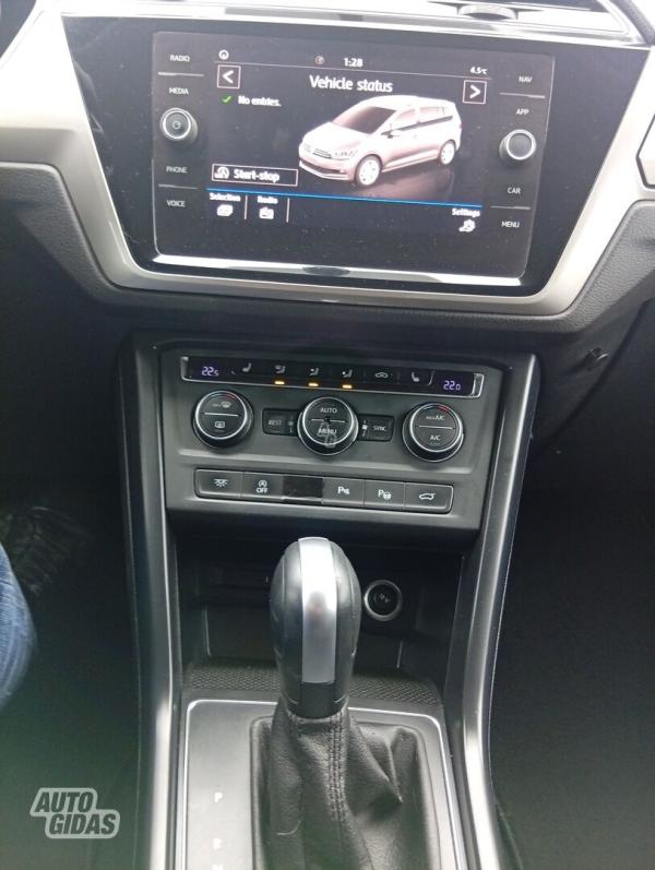 Balts Volkswagen Touran 2019 Klaipėda, ar dzinēja tilpumu 2.00 L un nobraukumu 391 tūkst. km par 8200 €, foto 10 vietnē AUTOMOTO.COM.LV