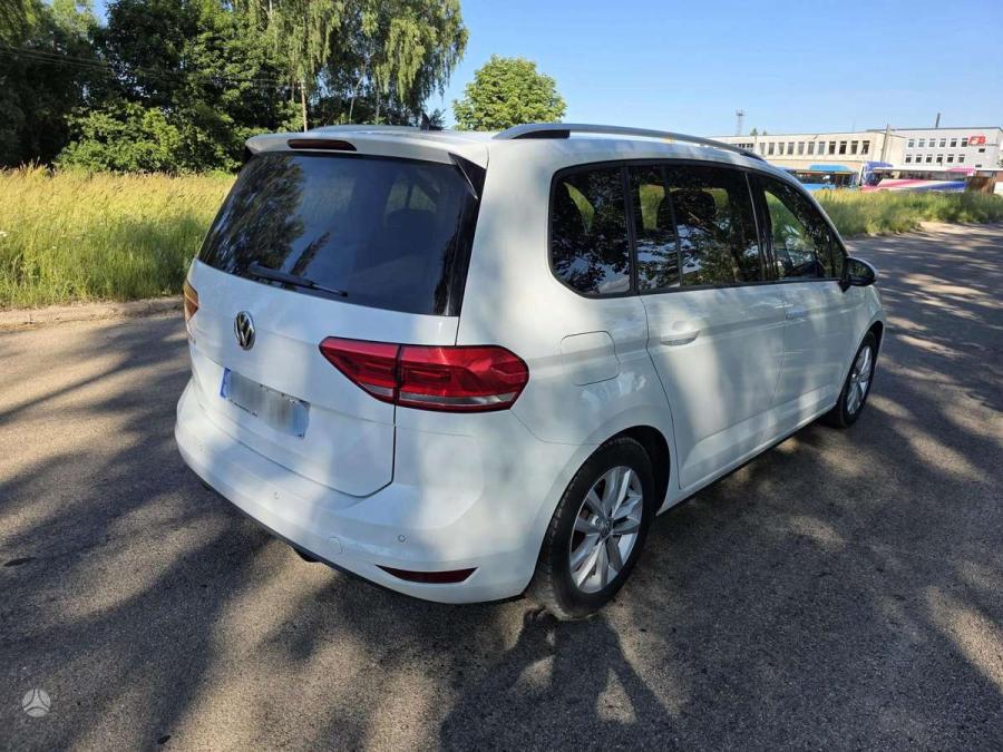 Balts Volkswagen Touran 2019 Tauragė, ar dzinēja tilpumu 1.60 L un nobraukumu 404 tūkst. km par 7900 €, foto 4 vietnē AUTOMOTO.COM.LV