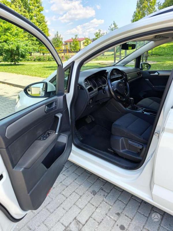 Balts Volkswagen Touran 2019 Tauragė, ar dzinēja tilpumu 1.97 L un nobraukumu 177 tūkst. km par 8400 €, foto 9 vietnē AUTOMOTO.COM.LV