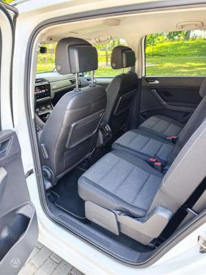 Balts Volkswagen Touran 2019 Tauragė, ar dzinēja tilpumu 1.97 L un nobraukumu 177 tūkst. km par 8400 €, foto 13 vietnē AUTOMOTO.COM.LV