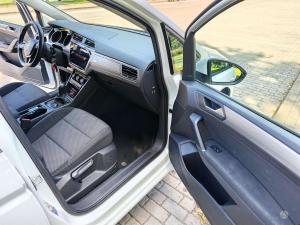 Balts Volkswagen Touran 2019 Tauragė, ar dzinēja tilpumu 1.97 L un nobraukumu 177 tūkst. km par 8400 €, foto 19 vietnē AUTOMOTO.COM.LV
