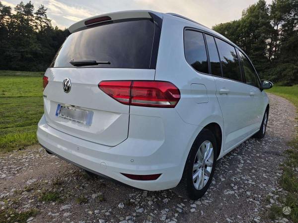 Balts Volkswagen Touran 2019 Tauragė, ar dzinēja tilpumu 1.60 L un nobraukumu 320 tūkst. km par 7800 €, foto 3 vietnē AUTOMOTO.COM.LV