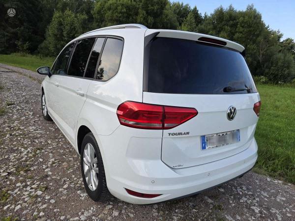 Balts Volkswagen Touran 2019 Tauragė, ar dzinēja tilpumu 1.60 L un nobraukumu 320 tūkst. km par 7800 €, foto 4 vietnē AUTOMOTO.COM.LV