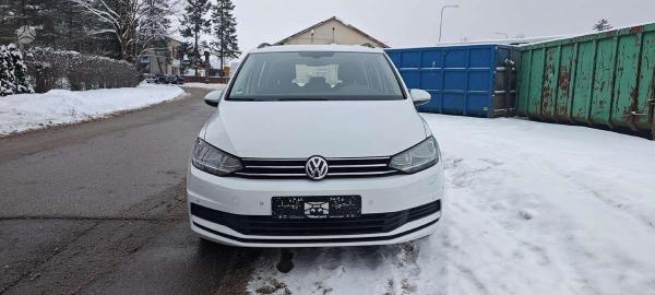 Balts Volkswagen Touran 2020 Utena, ar dzinēja tilpumu 1.97 L un nobraukumu 367 tūkst. km par 9950 €, foto 7 vietnē AUTOMOTO.COM.LV