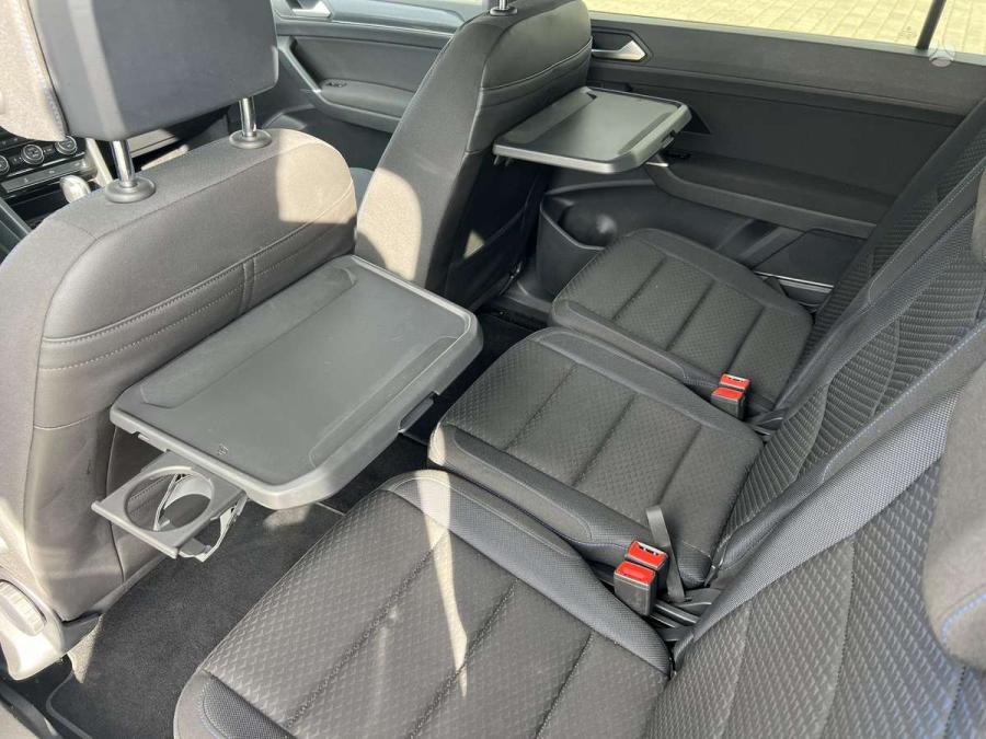 White Volkswagen Touran 2020 in Raseiniai, with an engine capacity of 1.50 L and mileage of 63 thousand km for 16400 €, photo 19 on AUTOMOTO.COM.LV