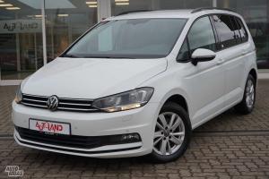 Balts Volkswagen Touran 2021 Kauņa, ar dzinēja tilpumu 2.00 L un nobraukumu 82 tūkst. km par 26469 €, foto 2 vietnē AUTOMOTO.COM.LV