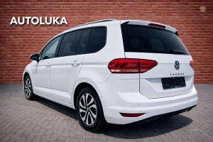 Balts Volkswagen Touran 2021 Marijampole, ar dzinēja tilpumu 1.97 L un nobraukumu 217 tūkst. km par 16093 €, foto 6 vietnē AUTOMOTO.COM.LV