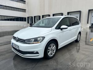 Белый Фольксваген Туран 2021 в Алуксне, объемом двигателя 2.00 л и пробегом 195 тыс. км за 13700 €, фото  на AUTOMOTO.COM.LV