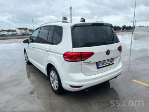 Белый Фольксваген Туран 2021 в Алуксне, объемом двигателя 2.00 л и пробегом 195 тыс. км за 13700 €, фото 5 на AUTOMOTO.COM.LV