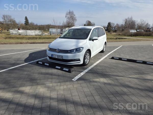 Balts Volkswagen Touran 2021 Rīga, ar dzinēja tilpumu 2.00 L un nobraukumu 234 tūkst. km par 13450 €, foto 1 vietnē AUTOMOTO.COM.LV