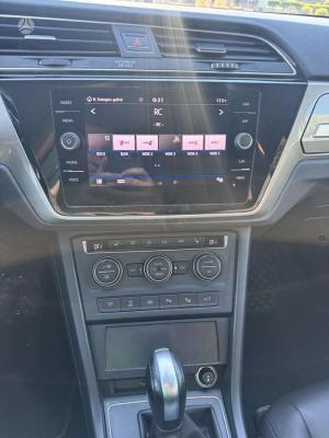 Balts Volkswagen Touran 2021 Birštonas, ar dzinēja tilpumu 1.97 L un nobraukumu 120 tūkst. km par 9300 €, foto 11 vietnē AUTOMOTO.COM.LV