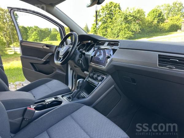 Balts Volkswagen Touran 2021 Alūksne, ar dzinēja tilpumu 2.00 L un nobraukumu 196 tūkst. km par 9200 €, foto 8 vietnē AUTOMOTO.COM.LV