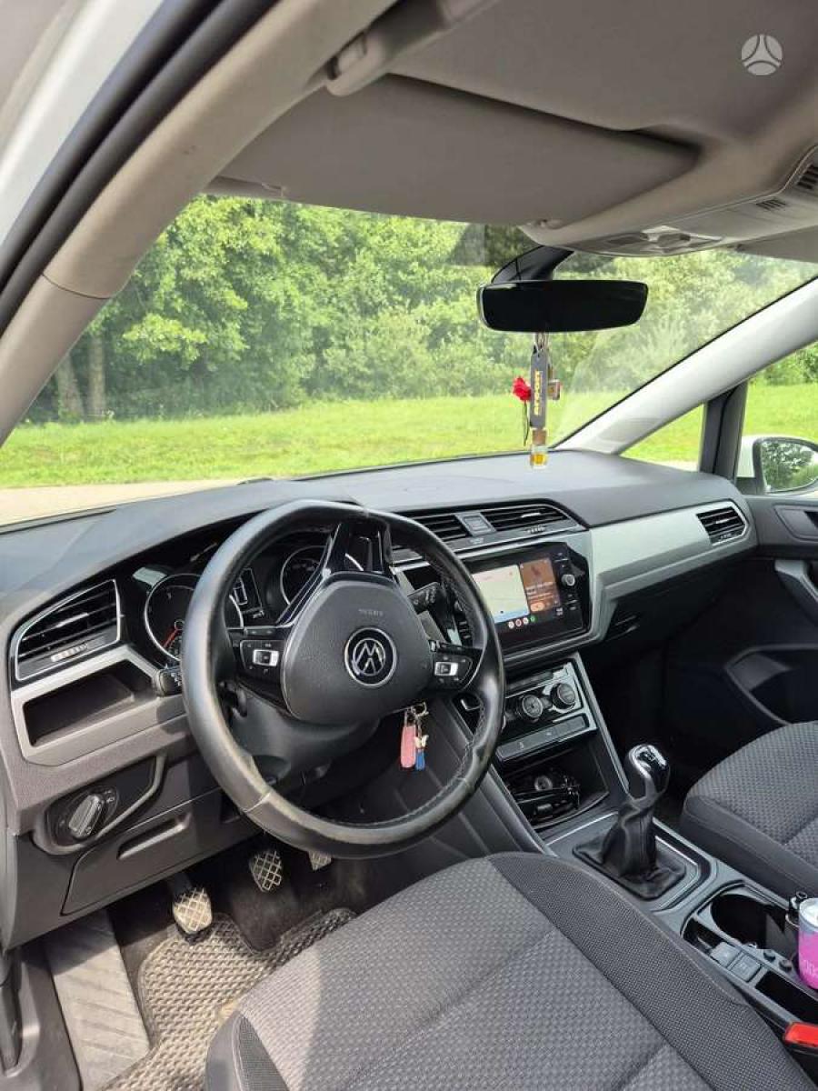 Balts Volkswagen Touran 2021 Vilkaviškis, ar dzinēja tilpumu 1.97 L un nobraukumu 304 tūkst. km par 13200 €, foto 7 vietnē AUTOMOTO.COM.LV