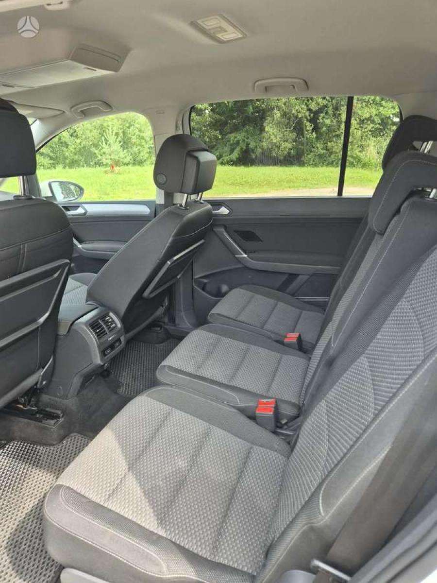Balts Volkswagen Touran 2021 Vilkaviškis, ar dzinēja tilpumu 1.97 L un nobraukumu 304 tūkst. km par 13200 €, foto 9 vietnē AUTOMOTO.COM.LV