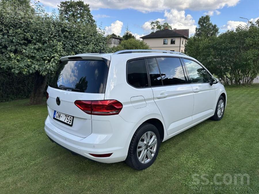 Balts Volkswagen Touran 2021 Rīga, ar dzinēja tilpumu 2.00 L un nobraukumu 197 tūkst. km par 10200 €, foto 5 vietnē AUTOMOTO.COM.LV