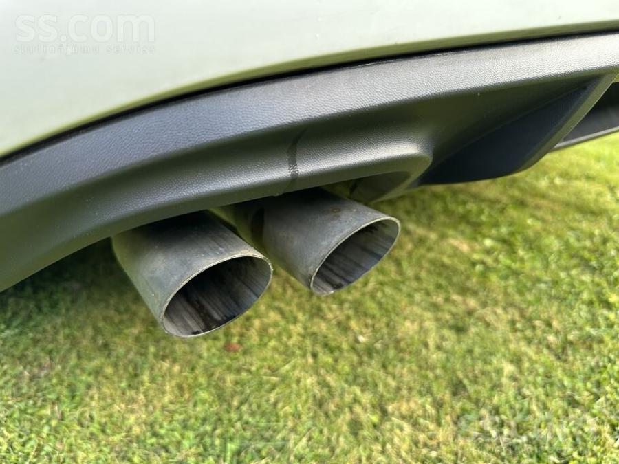 Balts Volkswagen Touran 2021 Rīga, ar dzinēja tilpumu 2.00 L un nobraukumu 197 tūkst. km par 10200 €, foto 7 vietnē AUTOMOTO.COM.LV