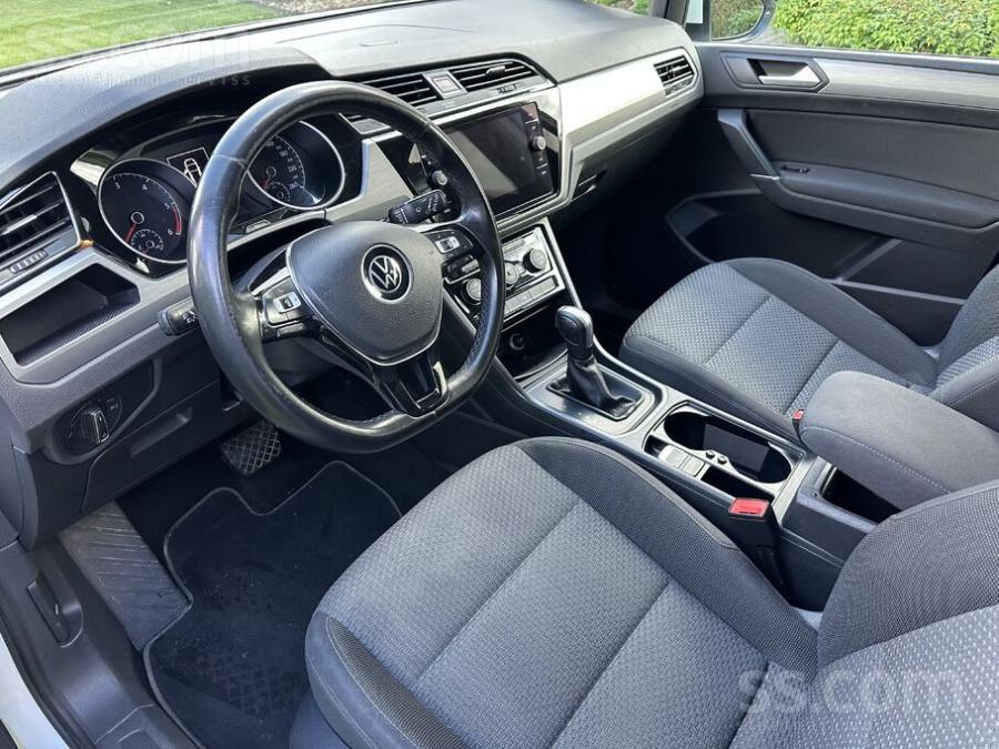 Balts Volkswagen Touran 2021 Rīga, ar dzinēja tilpumu 2.00 L un nobraukumu 197 tūkst. km par 10200 €, foto 8 vietnē AUTOMOTO.COM.LV