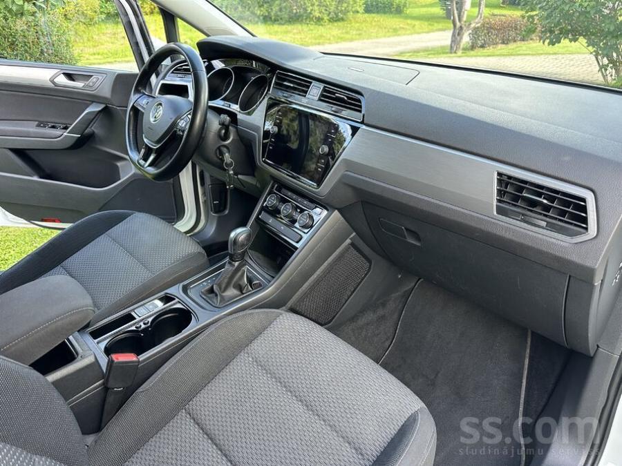 Balts Volkswagen Touran 2021 Rīga, ar dzinēja tilpumu 2.00 L un nobraukumu 197 tūkst. km par 10200 €, foto 10 vietnē AUTOMOTO.COM.LV