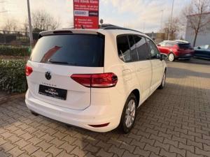 Balts Volkswagen Touran 2022 Kauņa, ar dzinēja tilpumu 2.00 L un nobraukumu 80 tūkst. km par 28014 €, foto 6 vietnē AUTOMOTO.COM.LV