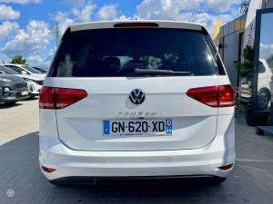 Balts Volkswagen Touran 2023 Tauragė, ar dzinēja tilpumu 1.50 L un nobraukumu 250 tūkst. km par 10900 €, foto 6 vietnē AUTOMOTO.COM.LV