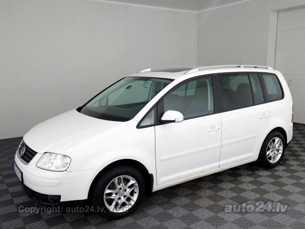 Balts Volkswagen Touran 2006 Tallina, ar dzinēja tilpumu 2.00 L un nobraukumu 355 tūkst. km par 999 €, foto 2 vietnē AUTOMOTO.COM.LV